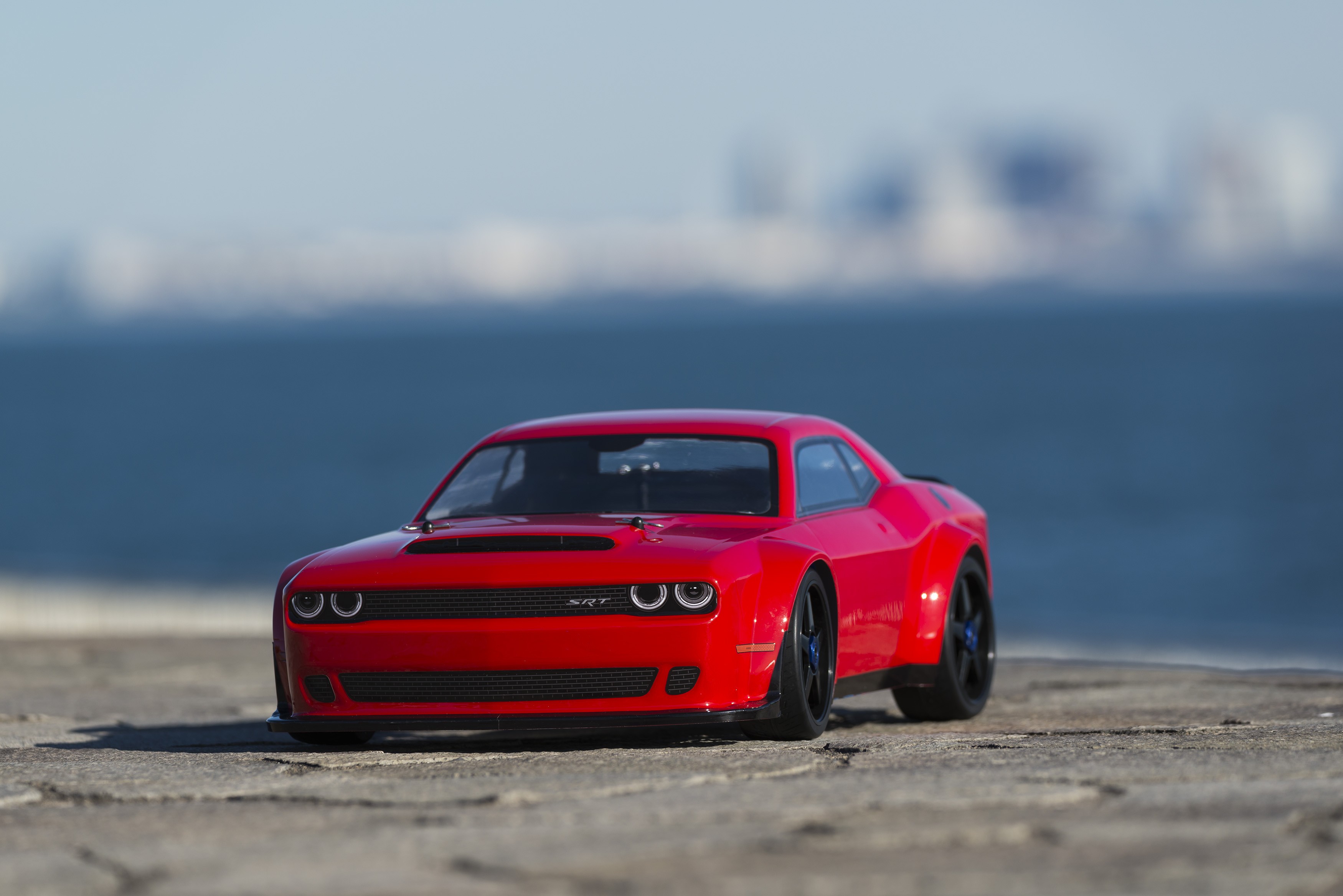 RC Fahrzeug :: RC Auto :: Inferno GT2 Race Specs Dodge Challenger SRT Demon